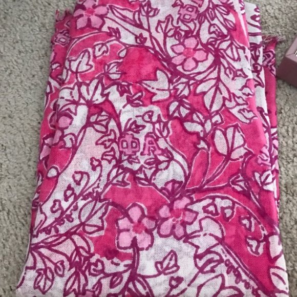 Lilly Pulitzer | Accessories | Lilly Pulitzer Alpha Phi Murfette Scarf ...